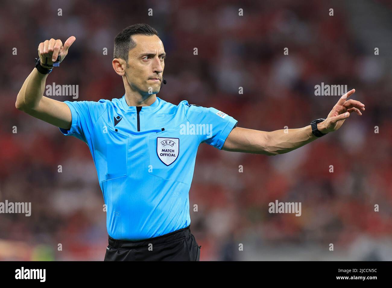 Referee jose maria sanchez martinez hi-res stock photography and images ...