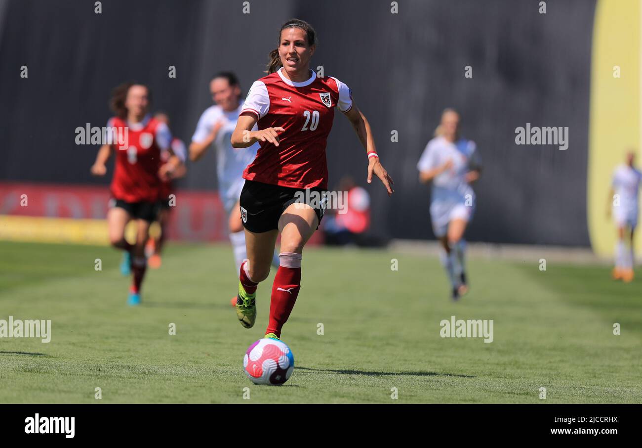 Lisa forward hi-res stock photography and images - Alamy