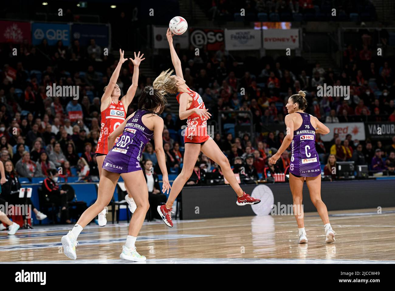 Super netball firebirds swifts hi-res stock photography and images - Alamy