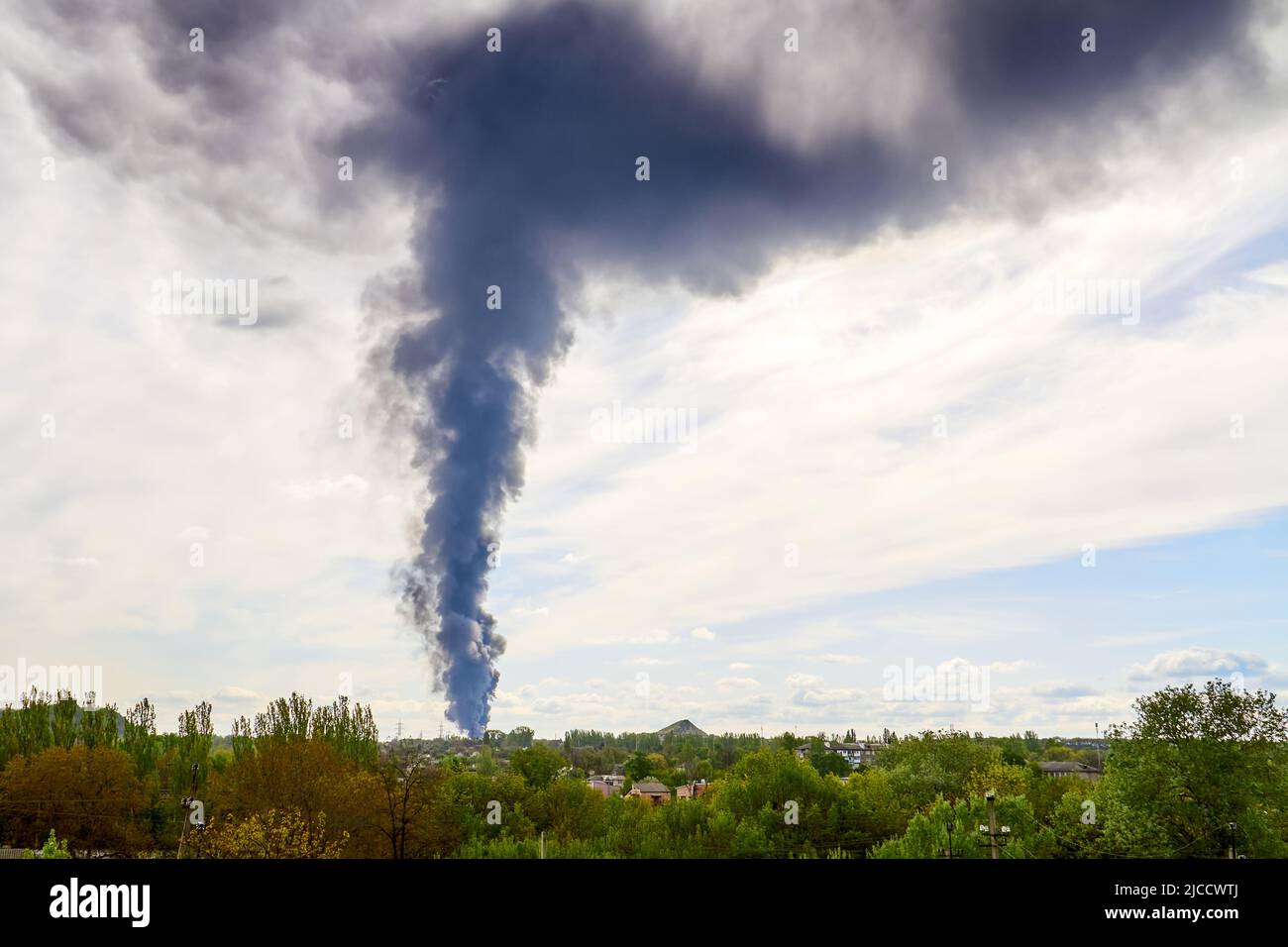 Cloud of fumes hi-res stock photography and images - Alamy