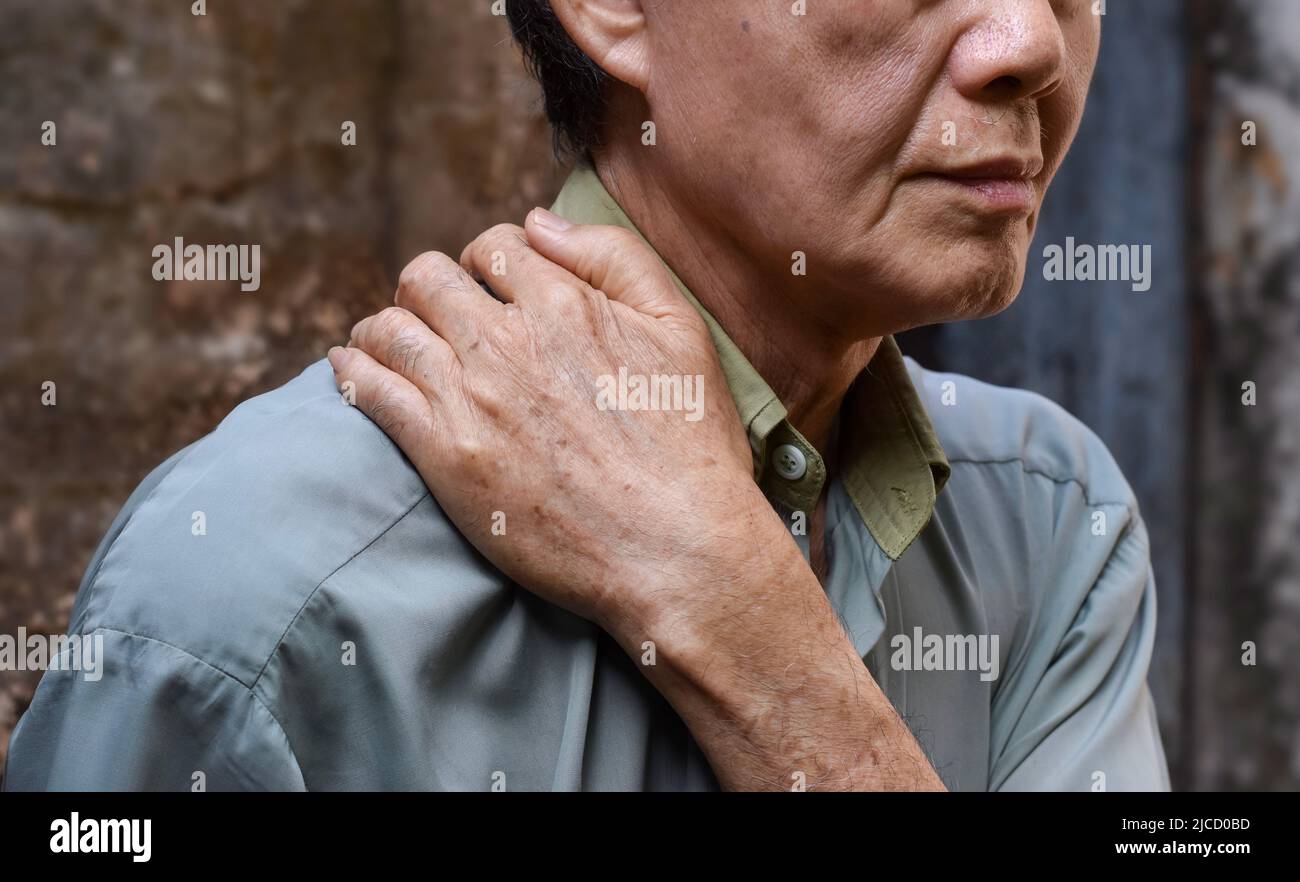 Trapezius muscles hi-res stock photography and images - Alamy