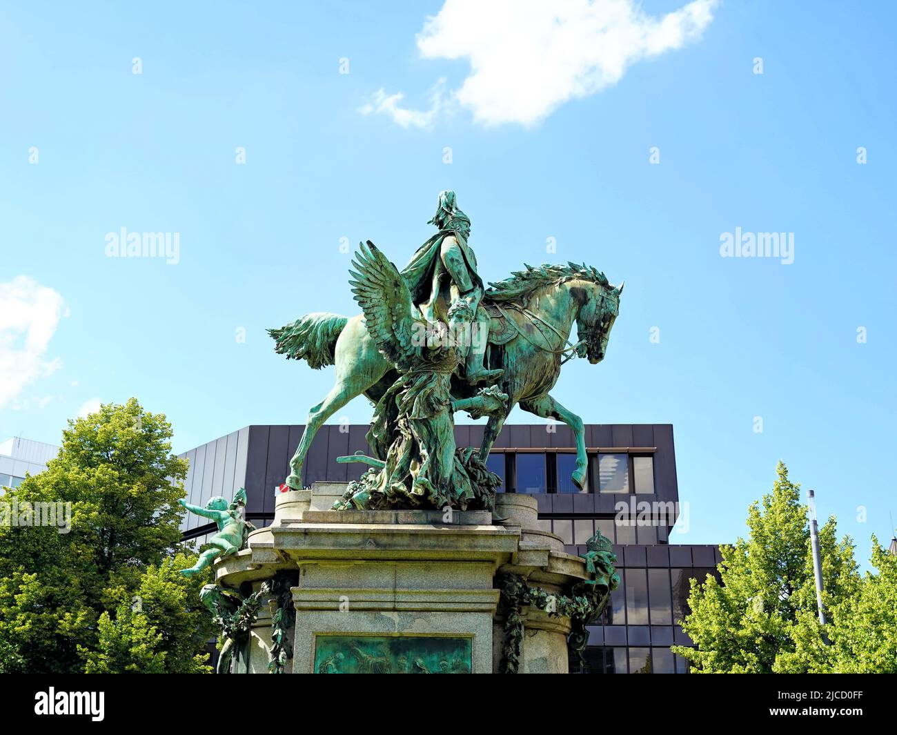The neo-baroque equestrian statue of Kaiser Wilhelm I. in Düsseldorf ...