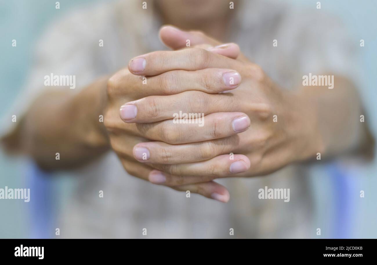 Hand of Southeast Asian elder man. Concept of rheumatoid arthritis ...