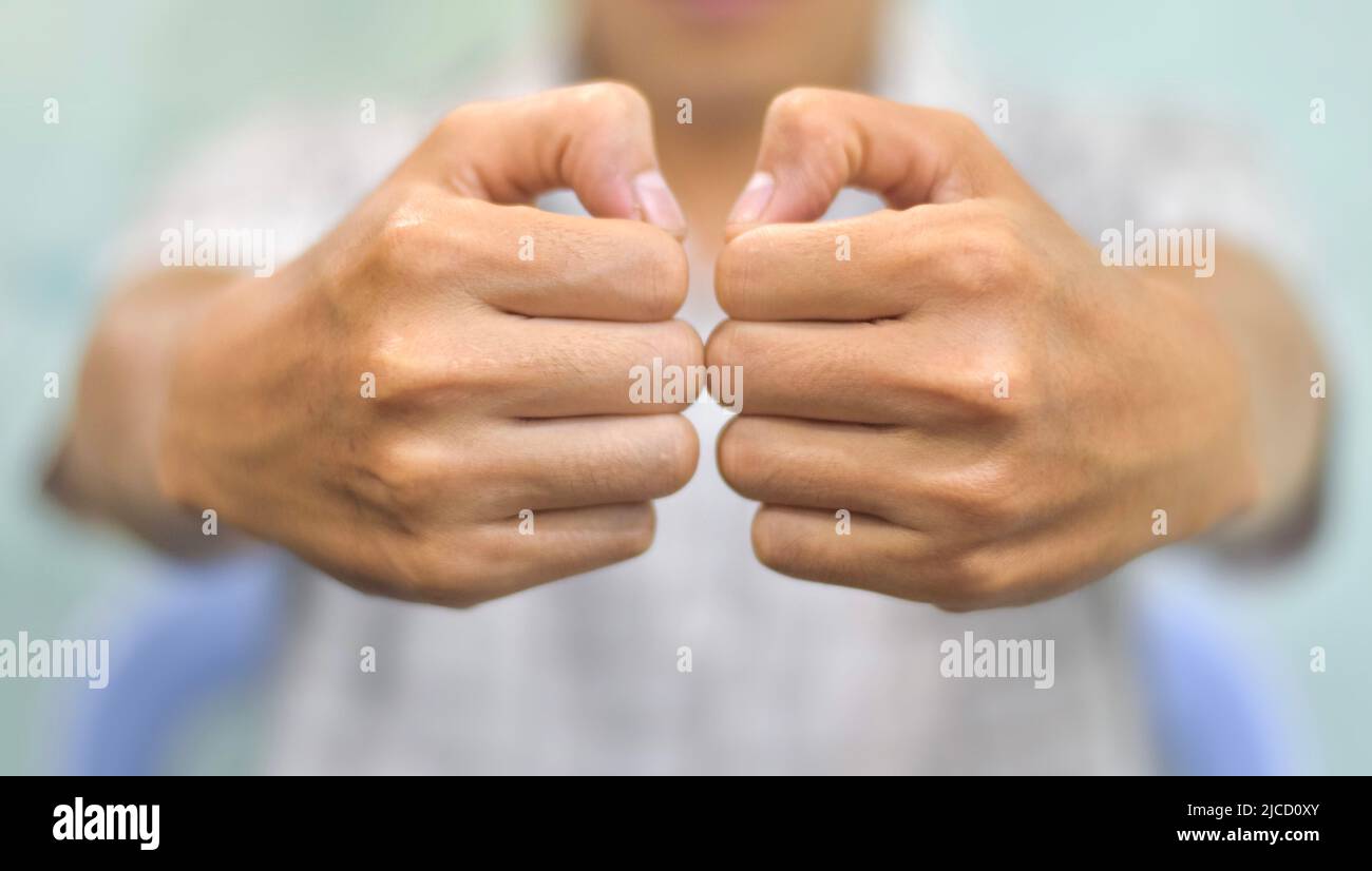 Muscles man skinny man hi-res stock photography and images - Alamy
