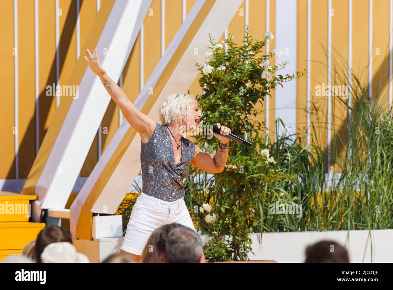 12 June 2022, Baden-Wuerttemberg, Rust: Singer Michelle is on stage ...
