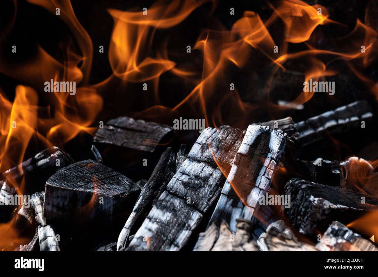 12 June 2022, Baden-Wuerttemberg, Rottweil: Fire raging in a charcoal ...