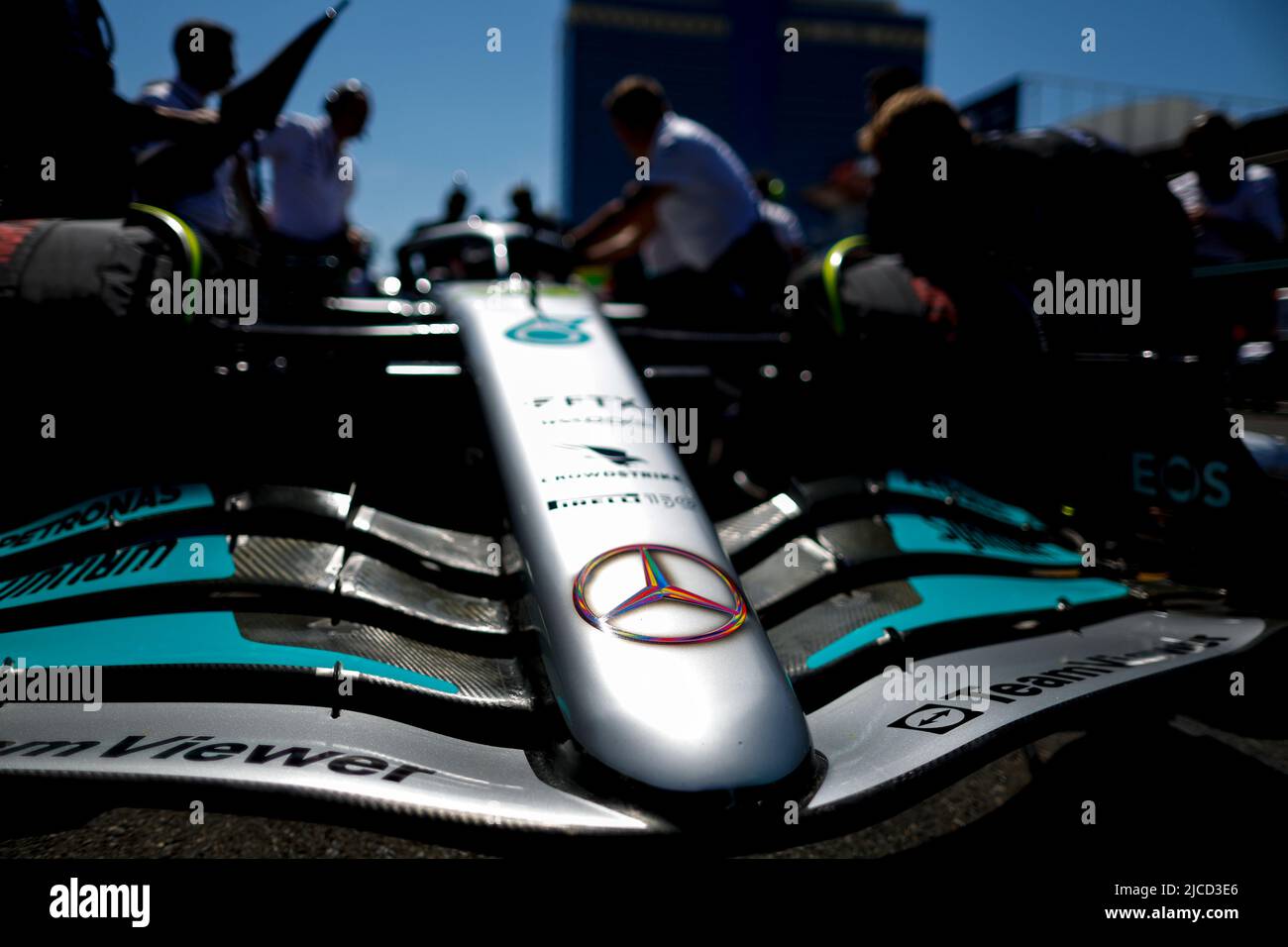 Mercedes f1 2022 front wing hi-res stock photography and images - Alamy
