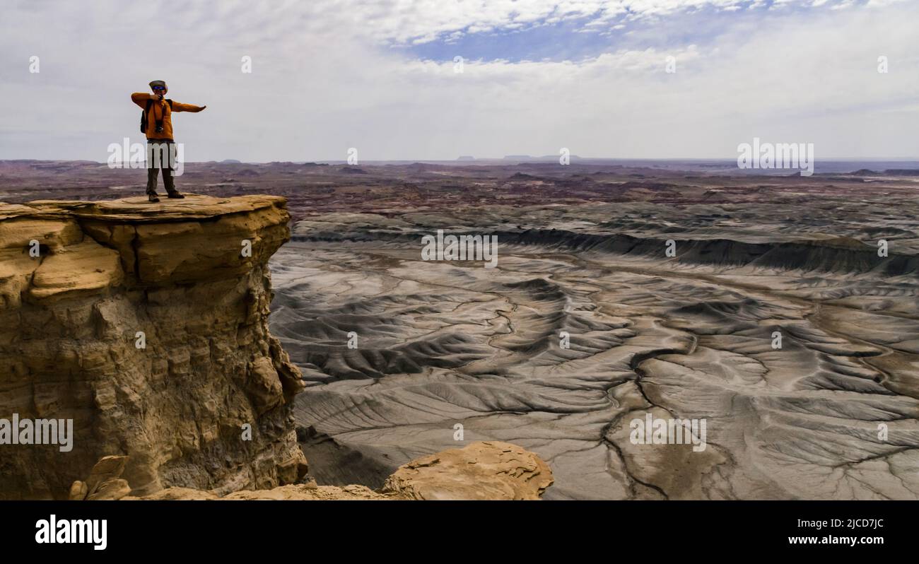 Skyline View overlook of the Blue Valley near Factory Butte, Utah, USA ...