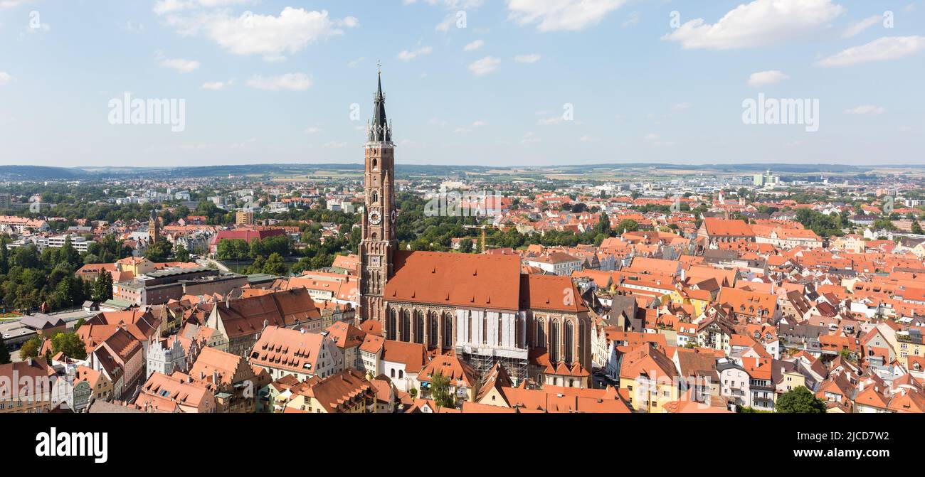 Tallest brick building of the world hi-res stock photography and images ...