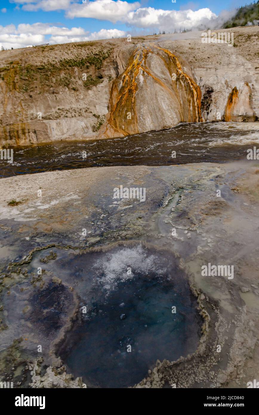 Boiling water bubbler geyser hi-res stock photography and images - Alamy
