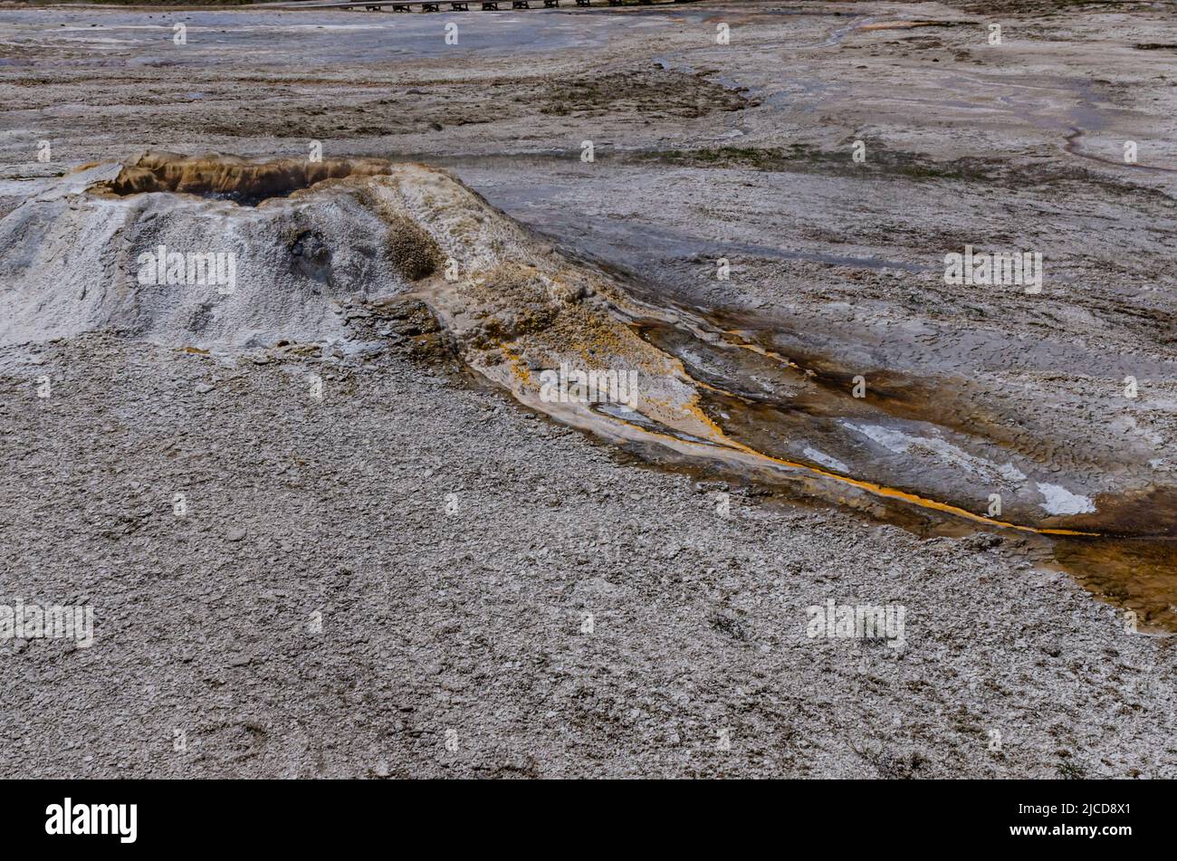 Boiling water bubbler Geyser. Active geyser with major eruptions ...