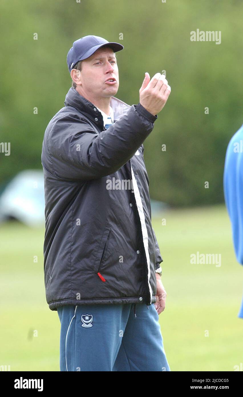 PORTSMOUTH TRAINING14-04-05 PORTSMOUTH'S NEW MANAGER ALAIN PERRIN PIC ...