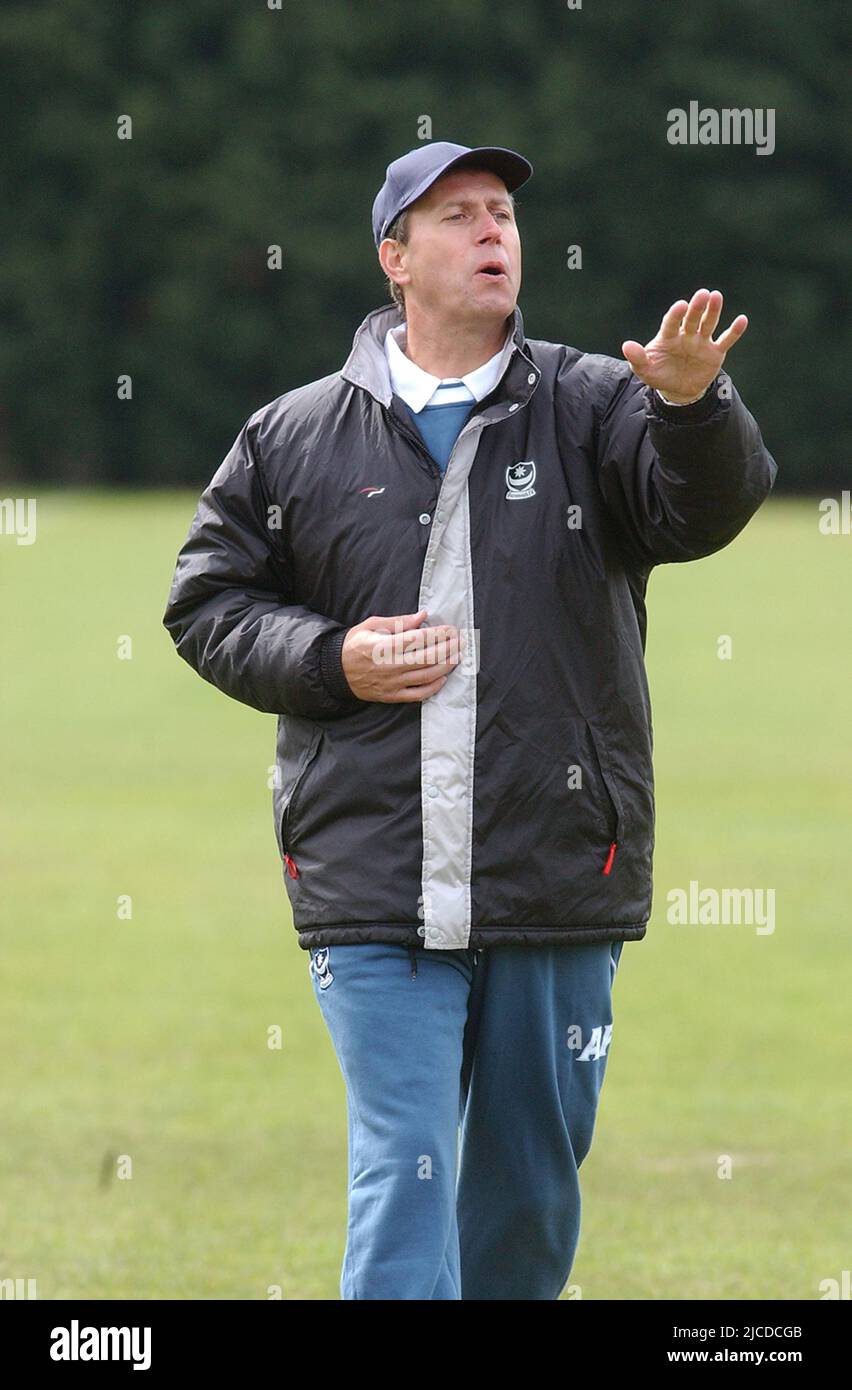 PORTSMOUTH TRAINING14-04-05 PORTSMOUTH'S NEW MANAGER ALAIN PERRIN PIC ...