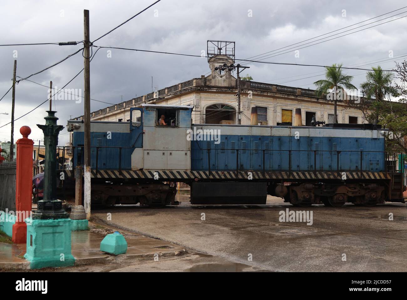 Train station cuba locomotive train hi-res stock photography and images ...