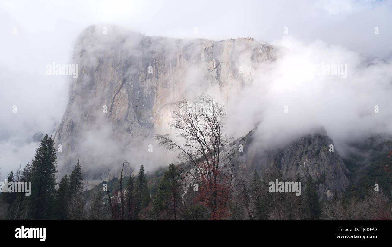 Timelapse weather hi-res stock photography and images - Alamy