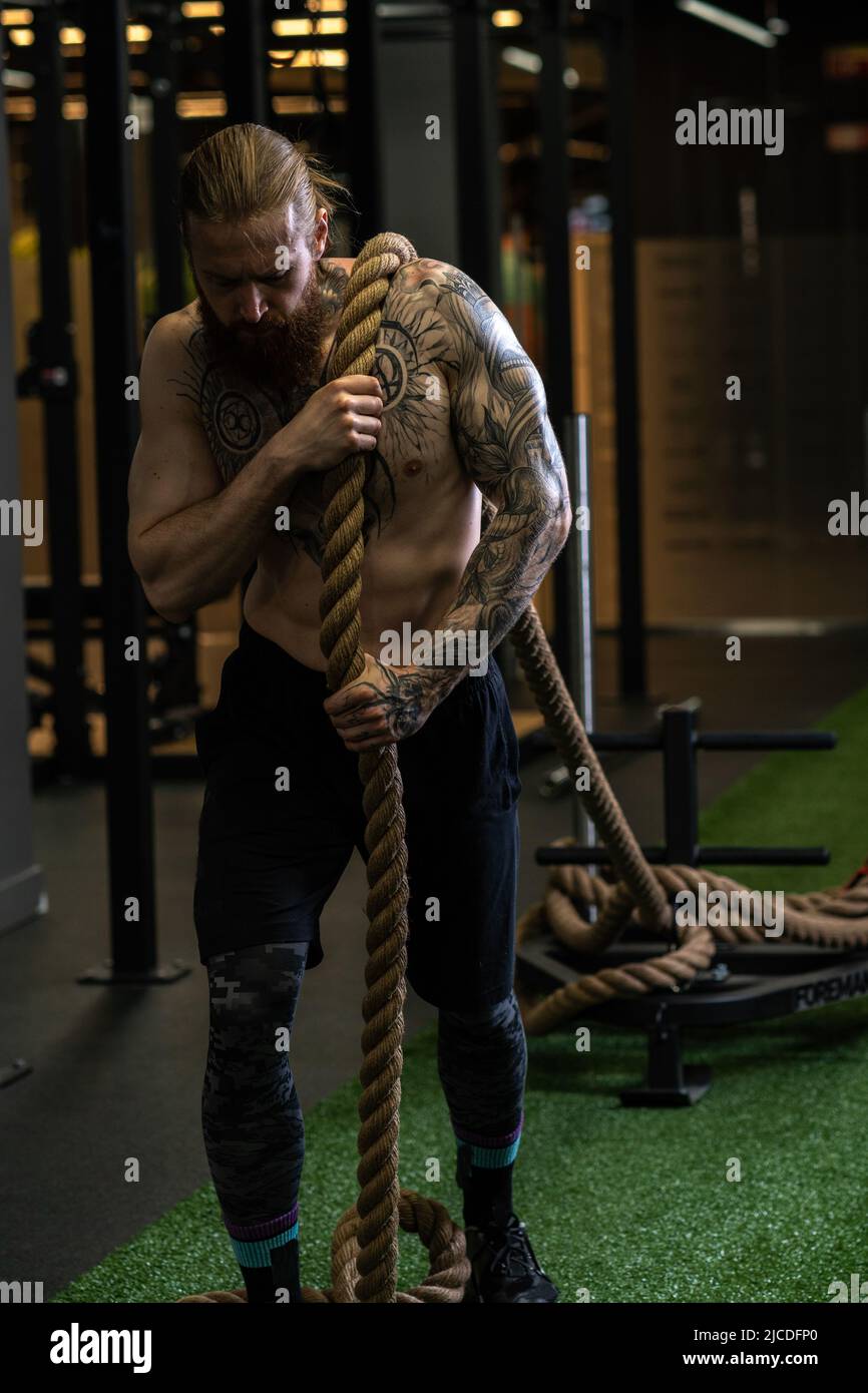 Rope invisible man tug pull was casual force person competition ...