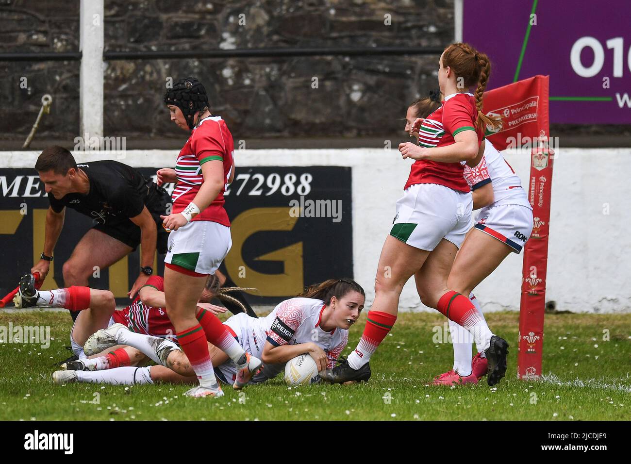 Fran Goldthorp of England RL, goes over to score Englands first try ...