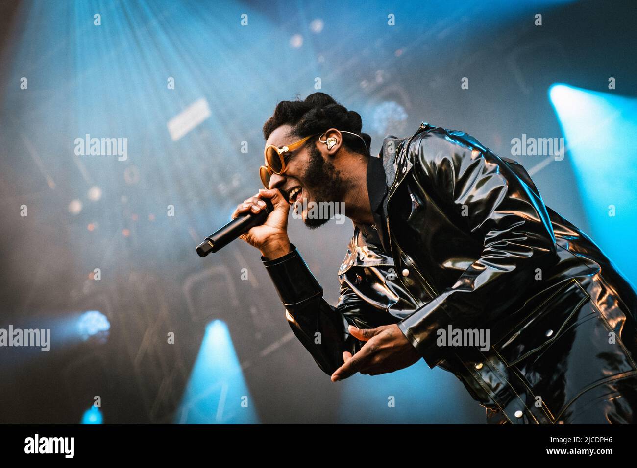 Leon bridges 2022 hi-res stock photography and images - Alamy