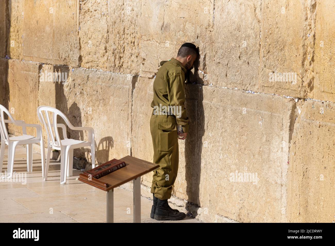 Israeli Female Soldiers Praying