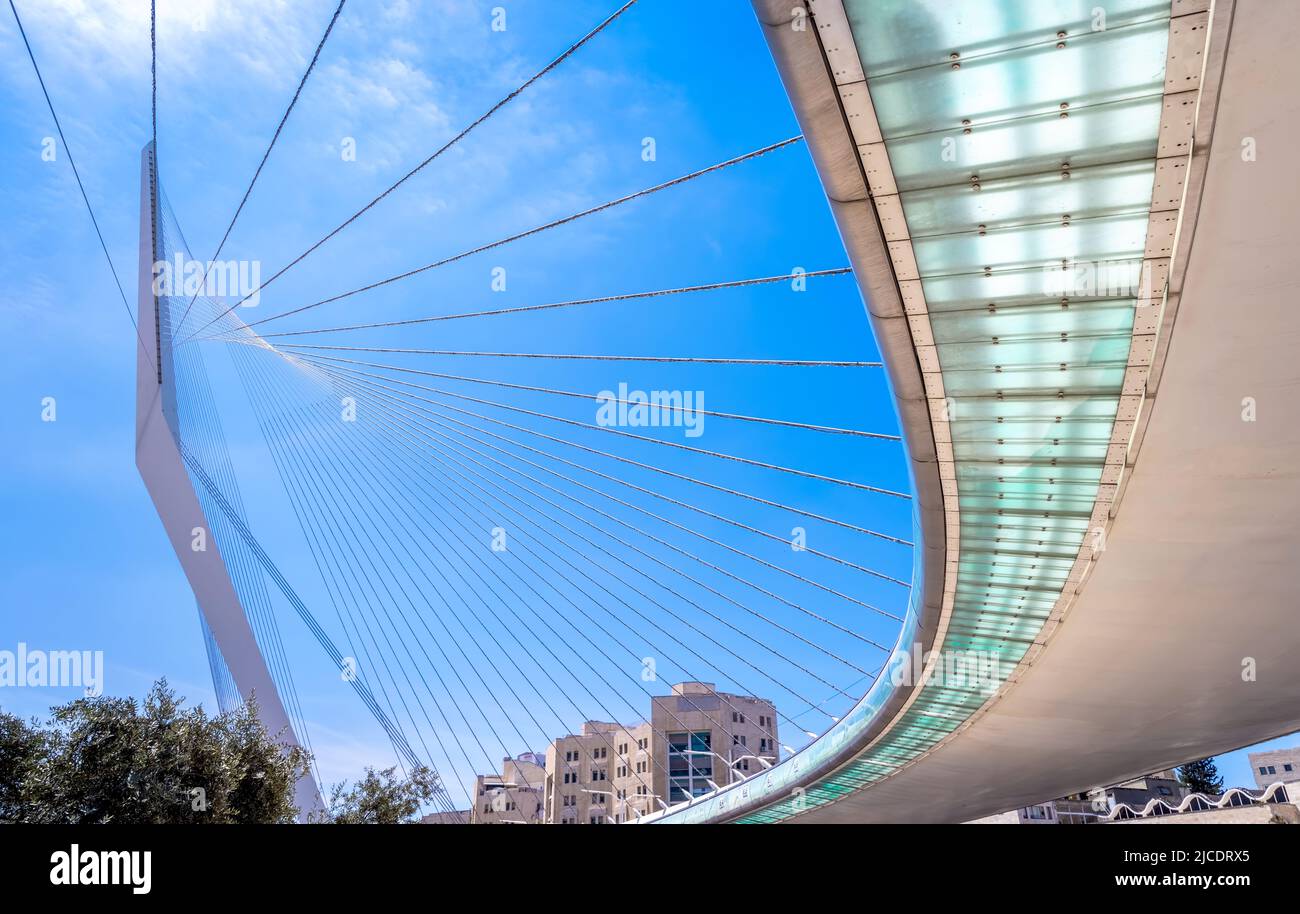 Jerusalem Entrance Bridge of Strings known as Light Rail Bridge by ...