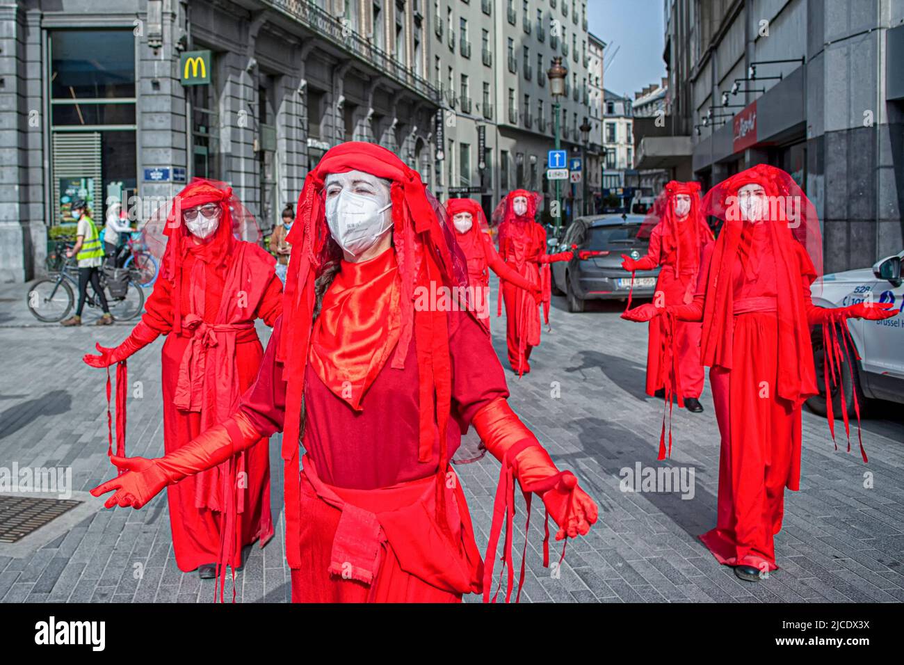 MONEY REBELLION EXTINCTION REBELLION Stock Photo - Alamy