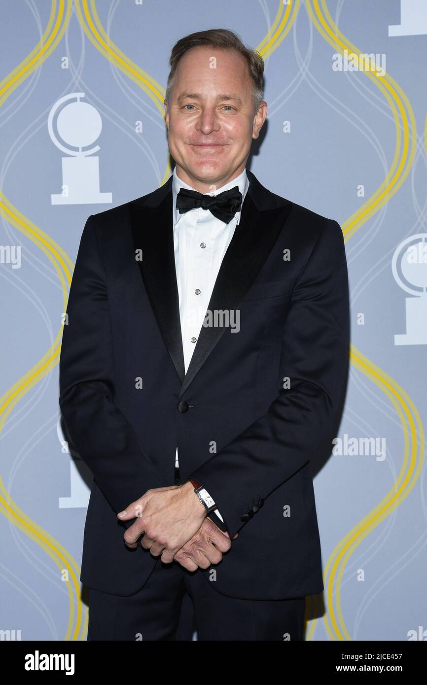 New York City, US, June 12, 2022. Scott Pask walking on the red carpet ...