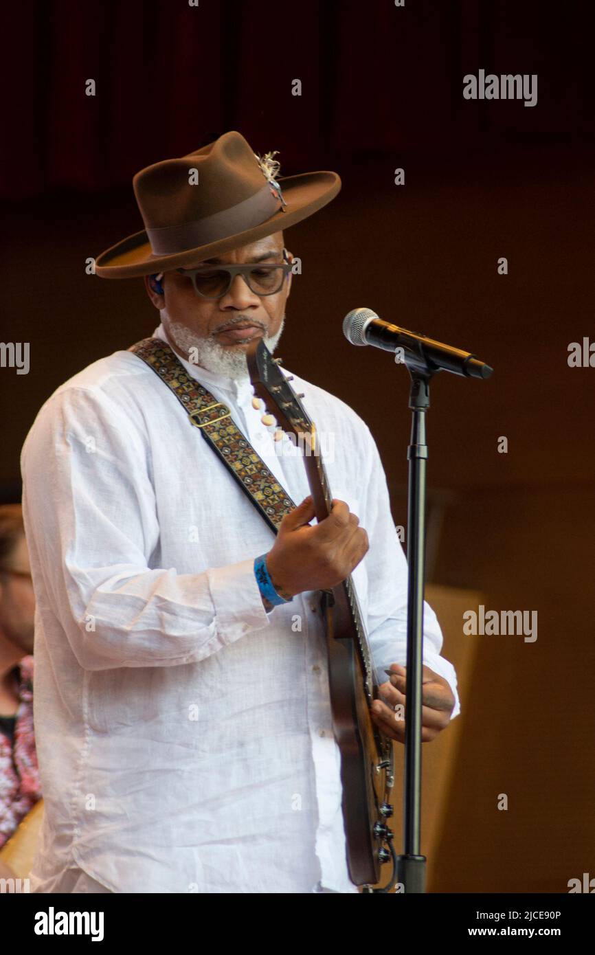 Chicago bus driver hi-res stock photography and images - Alamy