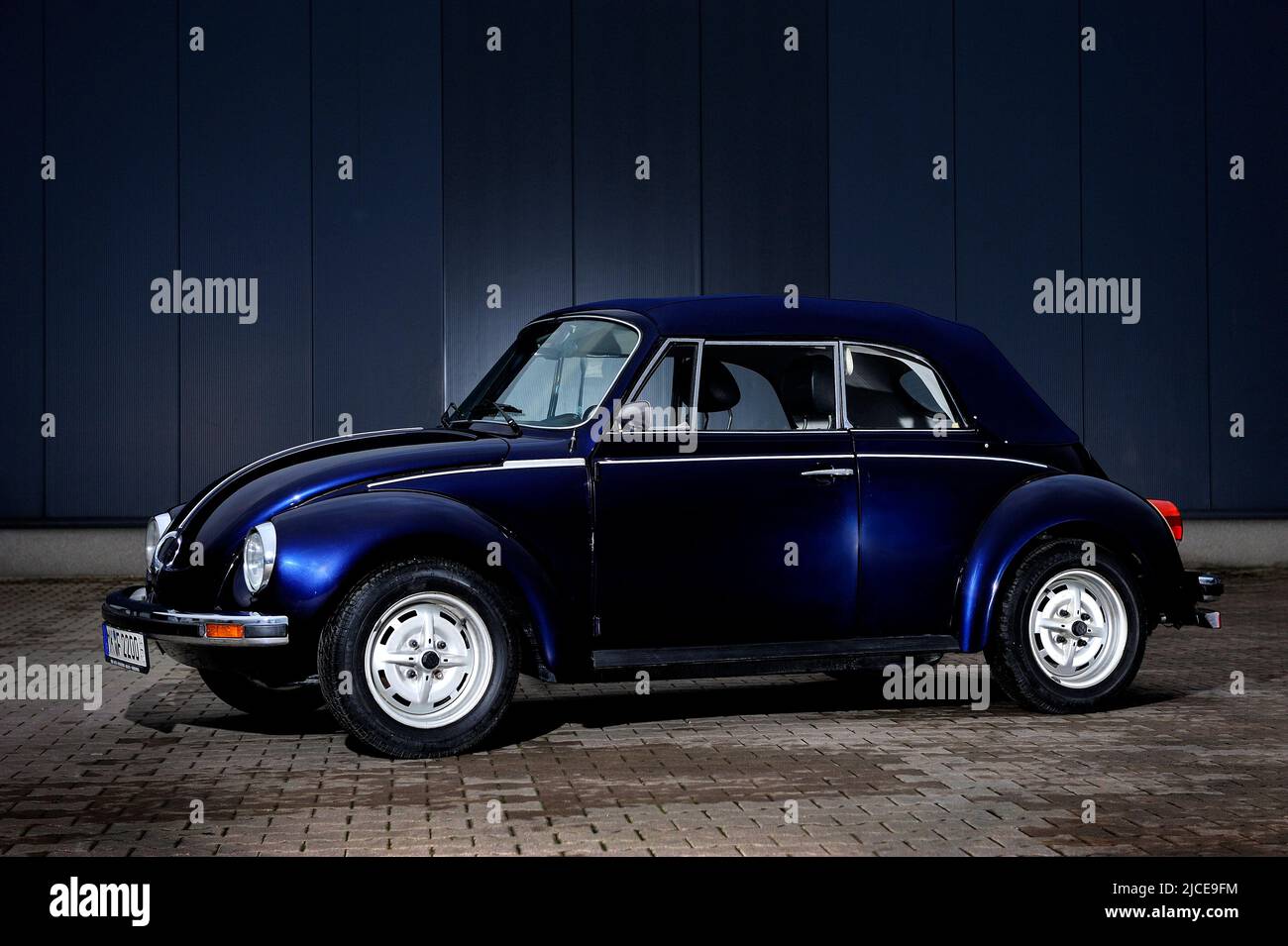 Volkswagen beetle car auto hi-res stock photography and images - Alamy