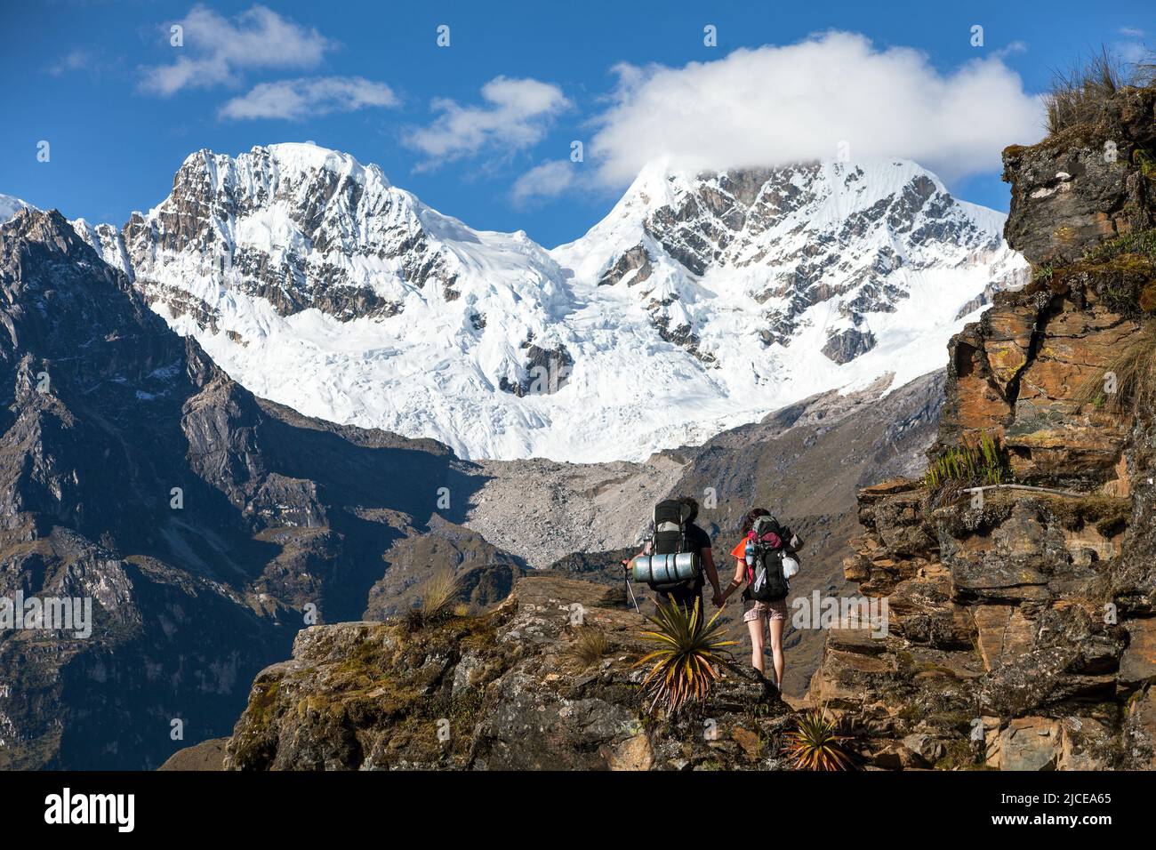 Andes mountains peru hi-res stock photography and images - Alamy