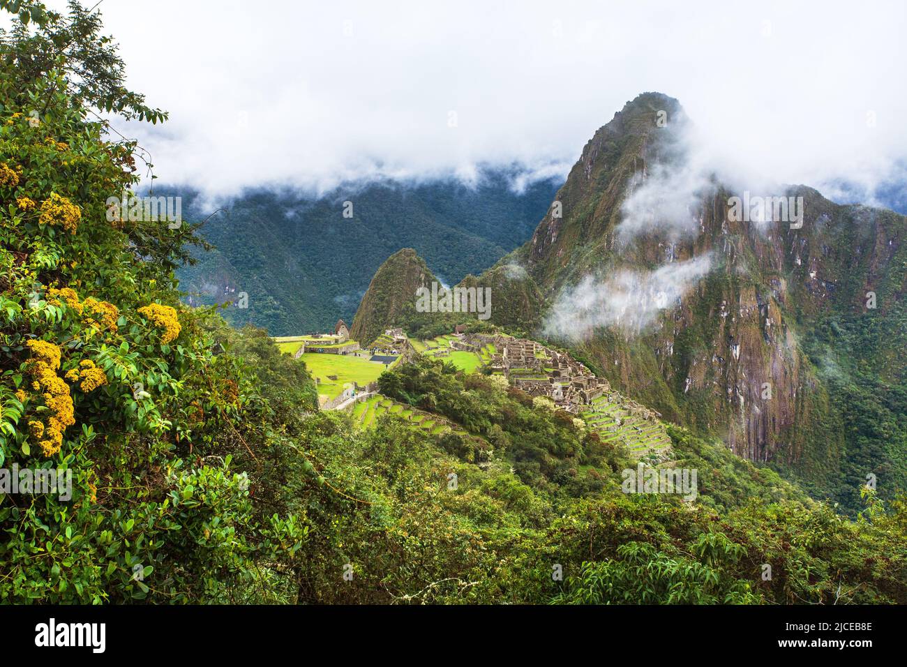 Machu Picchu, panoramic view of peruvian incan town, unesco world ...