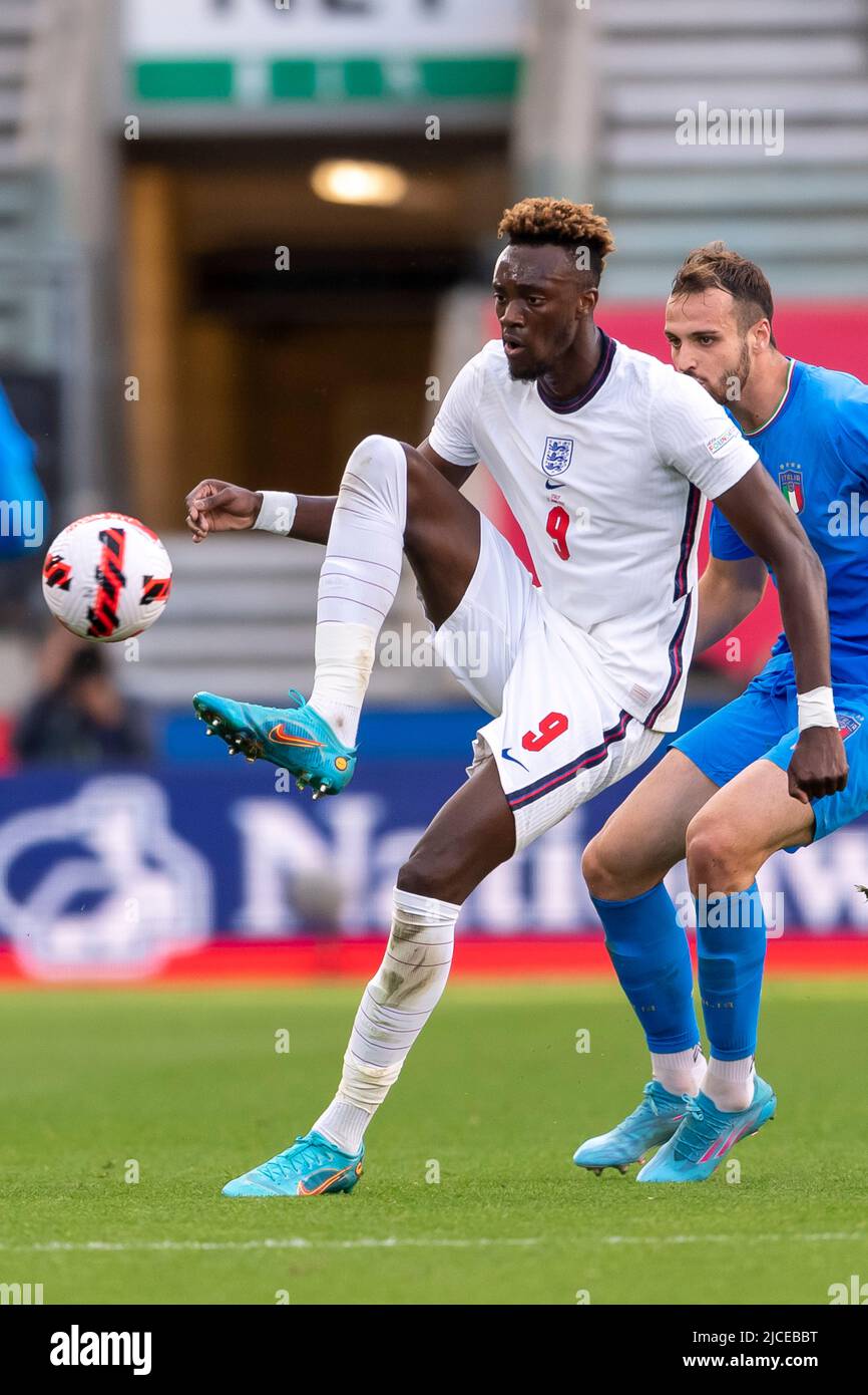 Tammy abraham england 2022 hi-res stock photography and images - Alamy