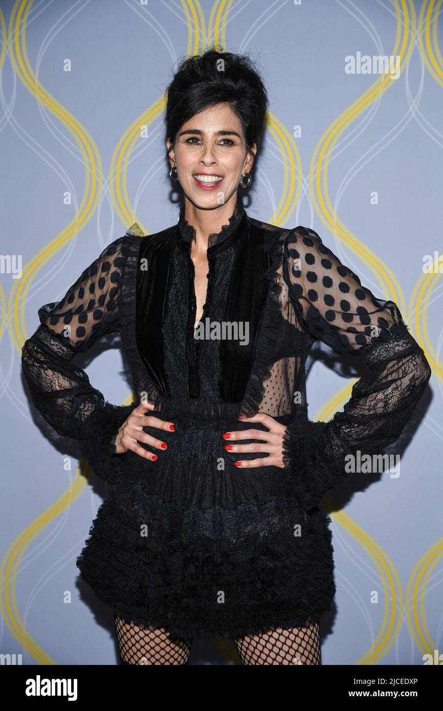 New York City, US, June 12, 2022. Sarah Silverman walking on the red ...
