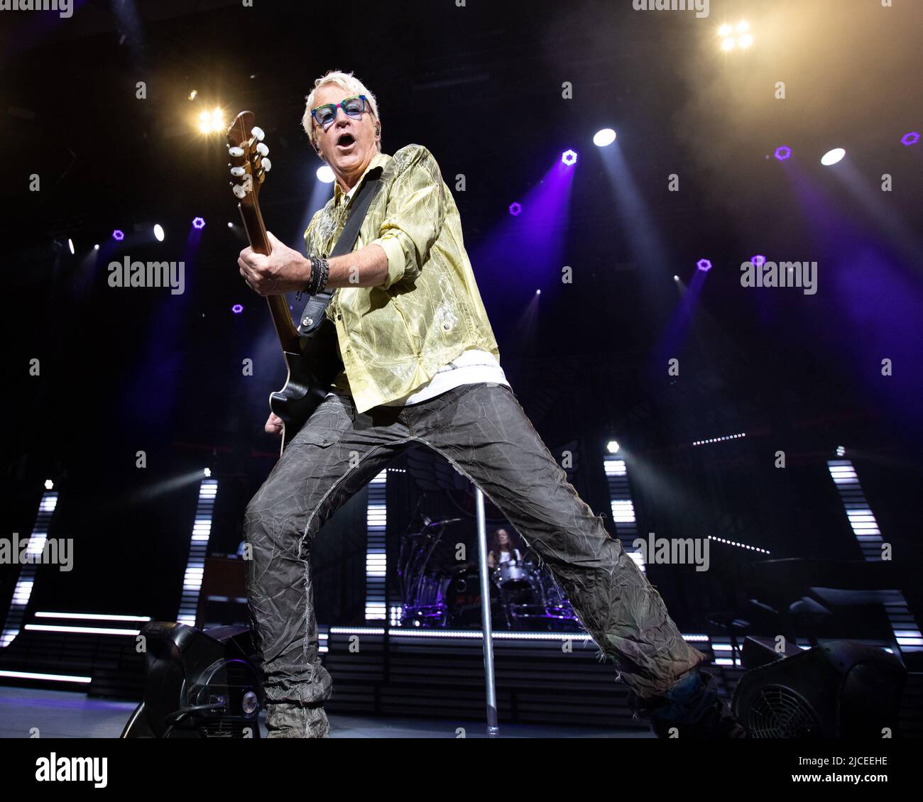 Reo speedwagon hi-res stock photography and images - Alamy