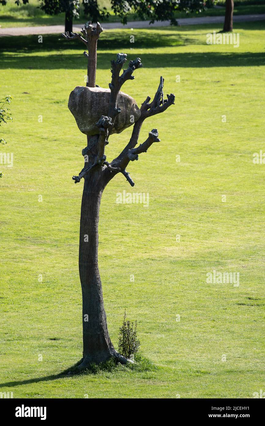 Peone hi-res stock photography and images - Alamy