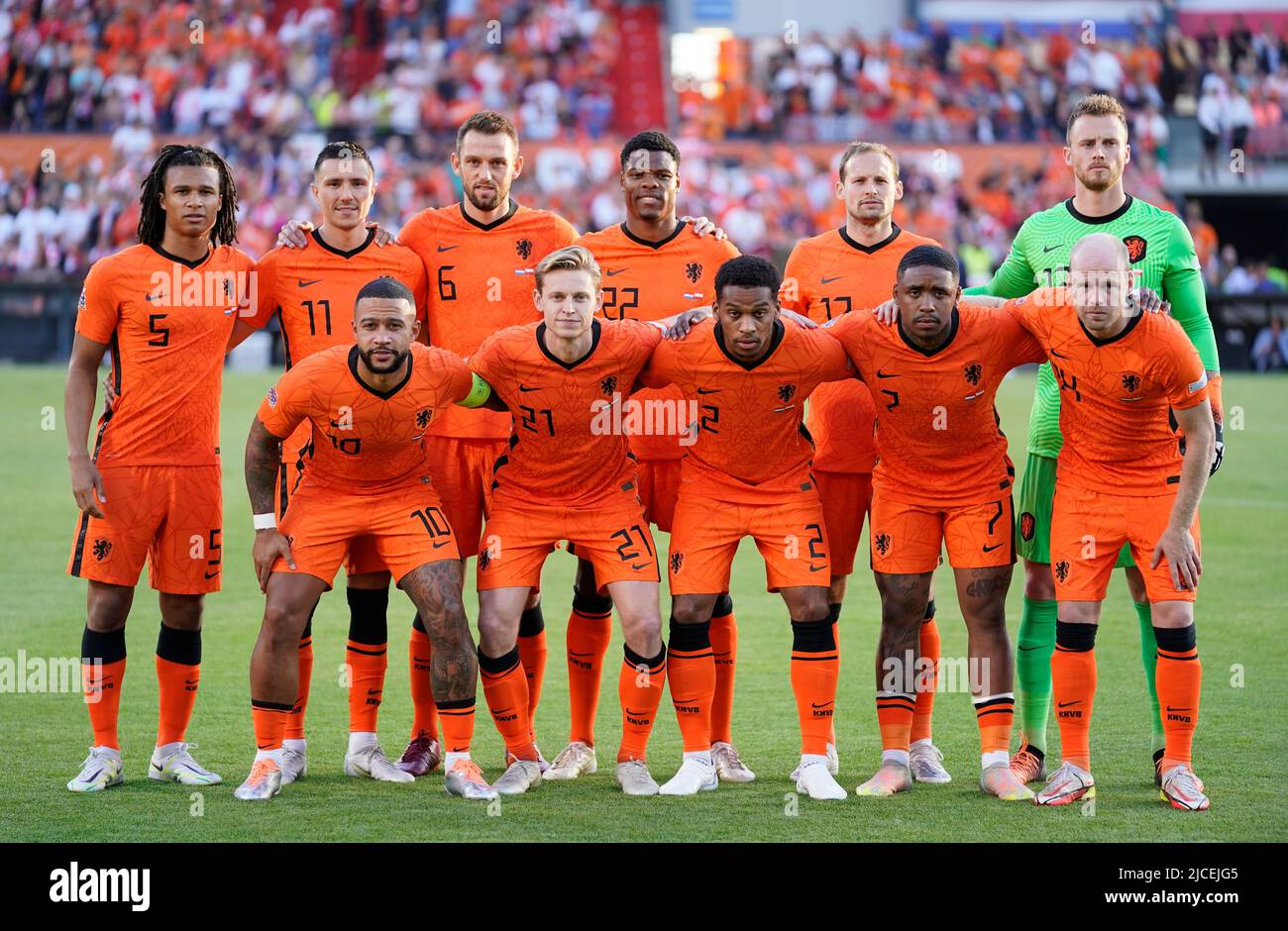 Holland goalkeeper mark flekken hi-res stock photography and images - Alamy