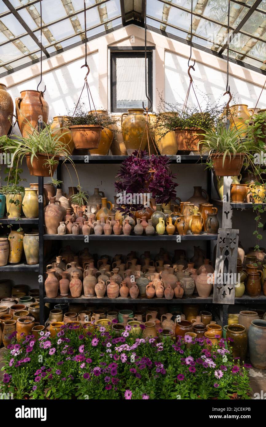 Jug shapes hi-res stock photography and images - Alamy