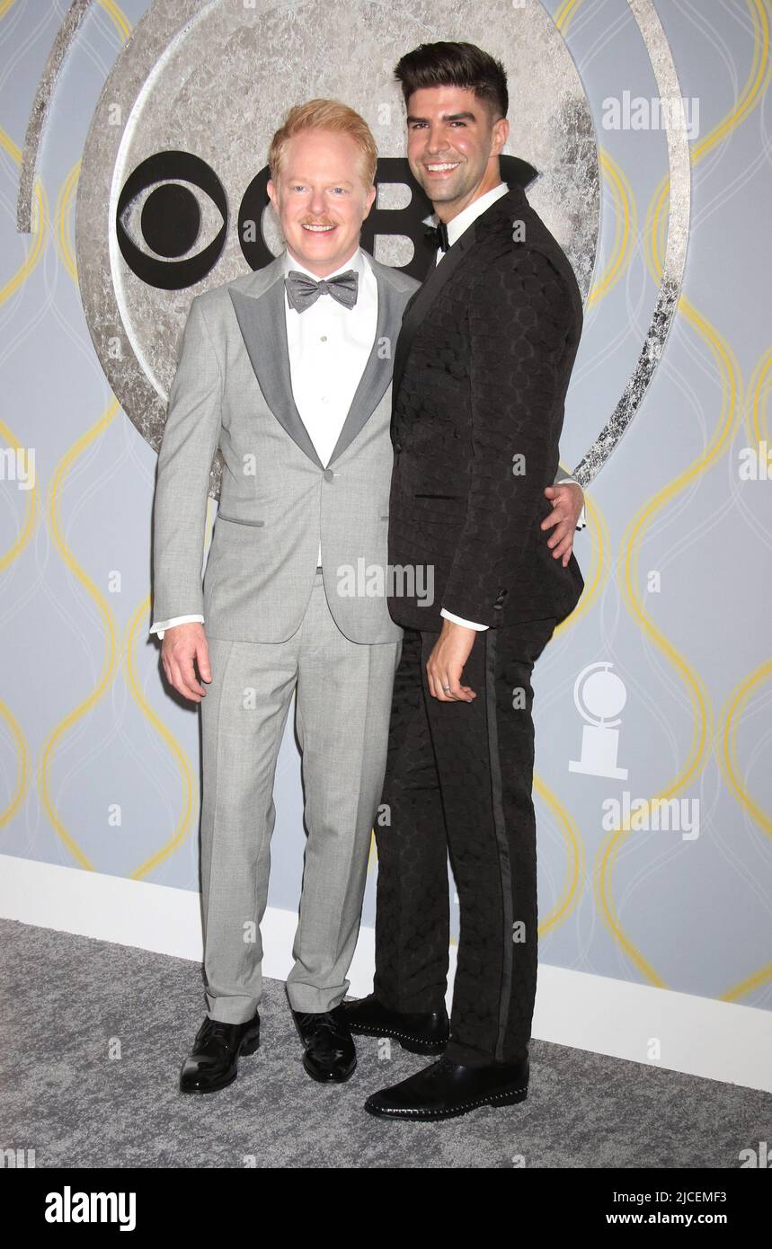 New York, NY, USA. 12th June, 2022. Jesse Tyler Ferguson and Justin ...