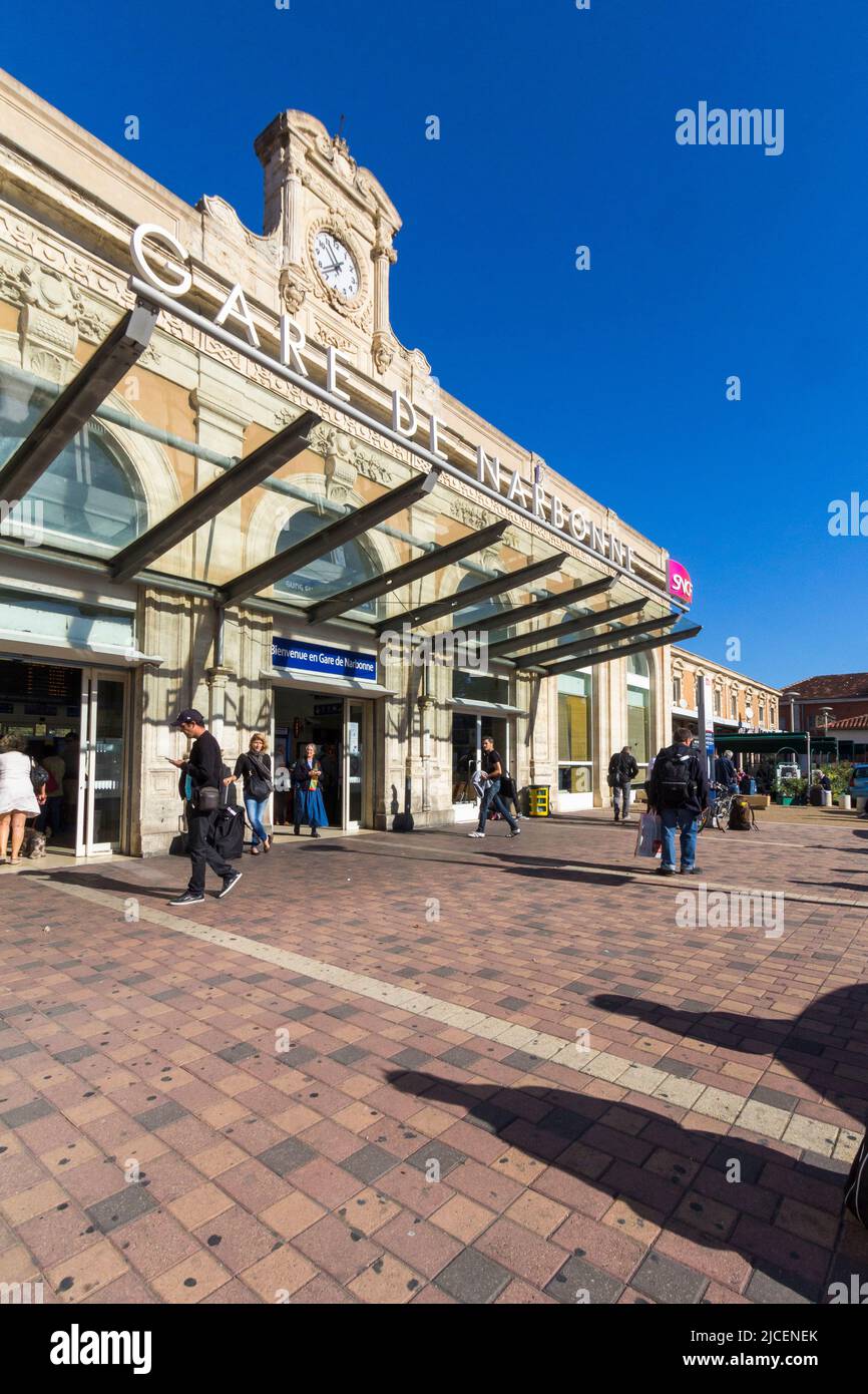 Narbonne staiton hi-res stock photography and images - Alamy