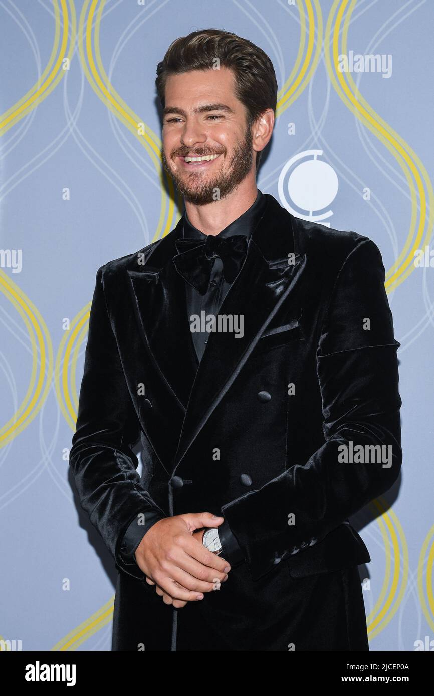 New York City, US, June 12, 2022. Andrew Garfield walking on the red ...