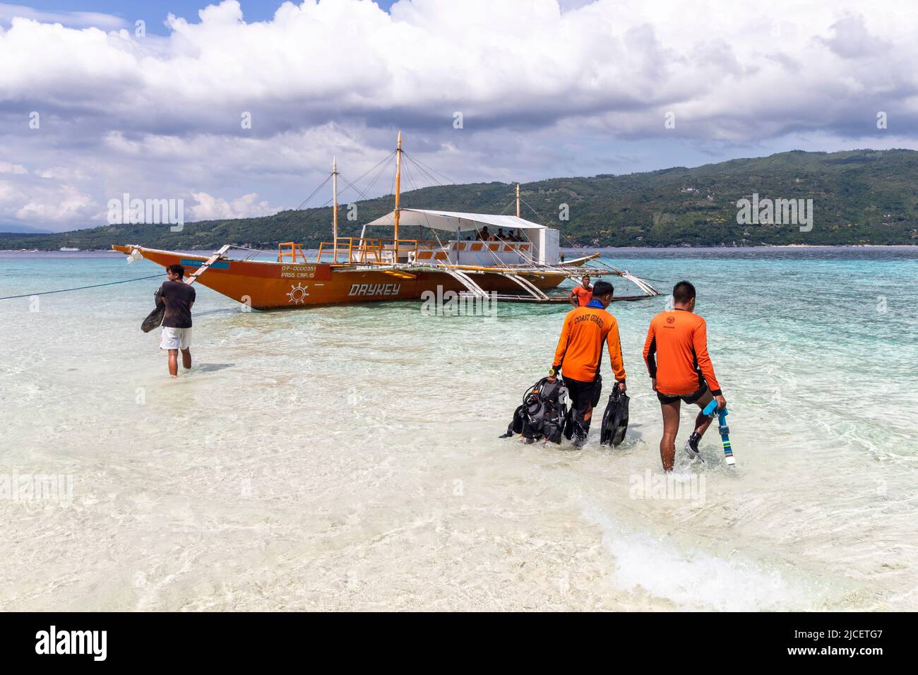 Diving off Sumilon Island in Oslob, Cebu, Philippines Stock Photo - Alamy