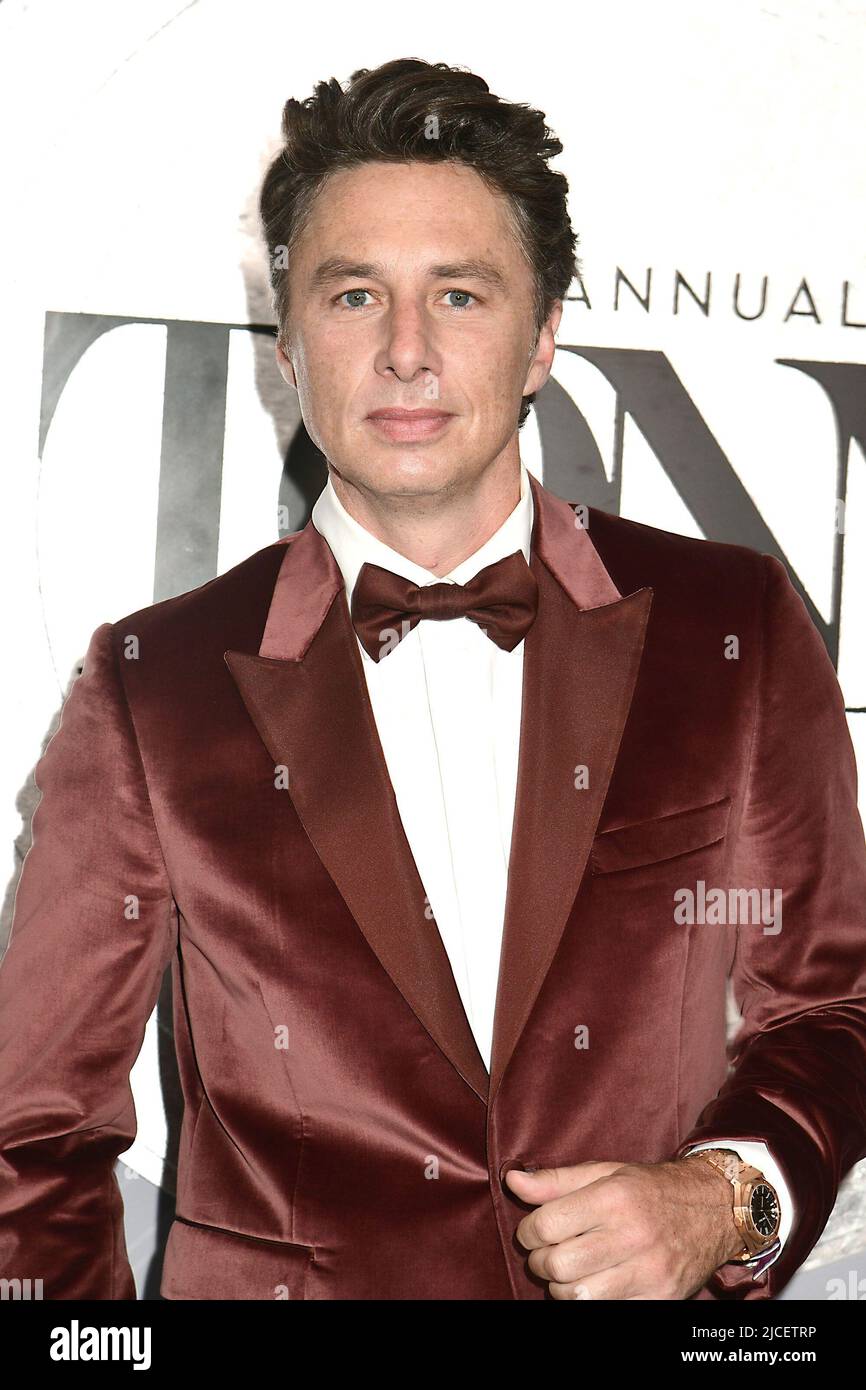 Zack braff hi-res stock photography and images - Alamy