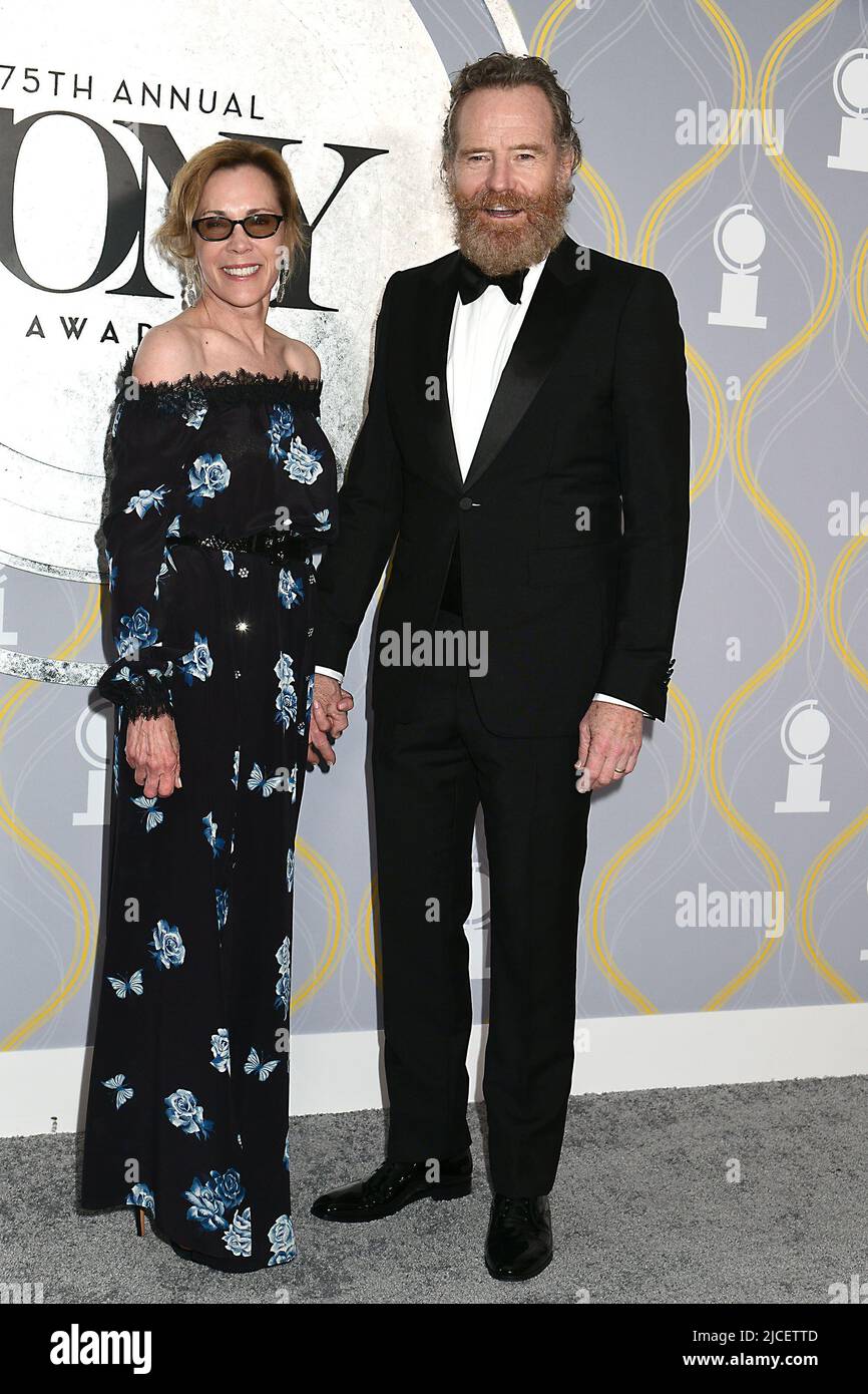 New York, New York, USA. 12/06/2022, Robin Deardon and Bryan Cranston ...