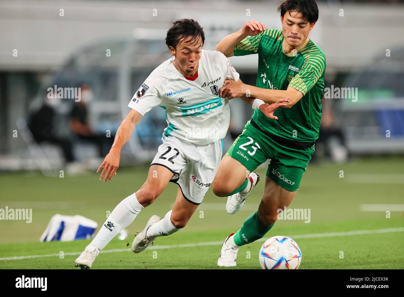 Tokyo, Japan. 12th June, 2022. (L-R) Shogo Sasaki (Grulla), Hiroto Taniguchi (Verdy) Football ...
