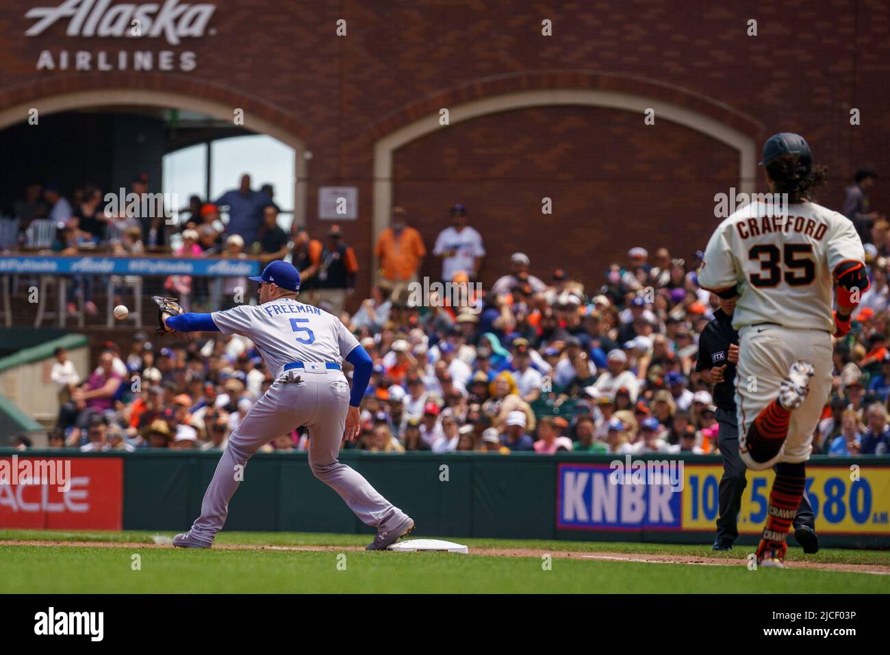 Los Angeles Dodgers first baseman Freddie Freeman (5) forces out San ...