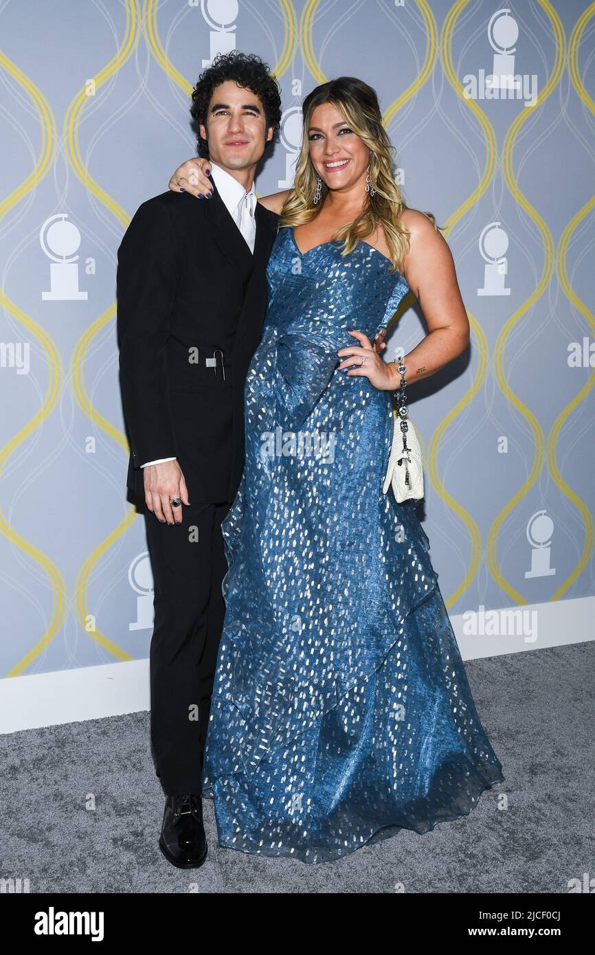 Darren Criss And Mia Swier 2022