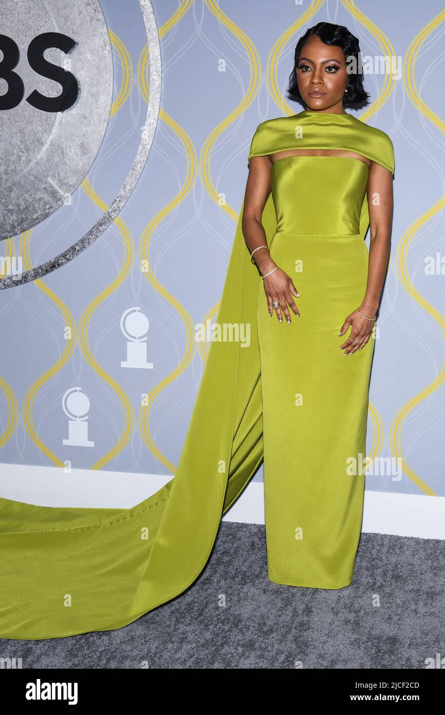 New York, USA. 12th June, 2022. Gabby Beans walking on the red carpet ...