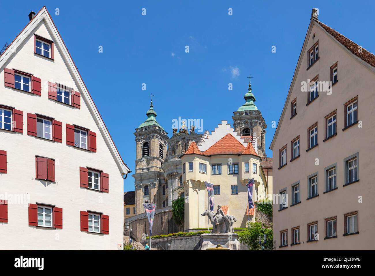 Market square and basilica of st martin in weingarten hi-res stock ...