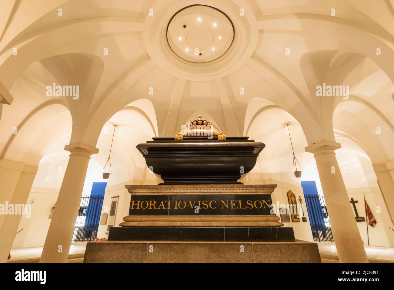 Nelson tomb st paul hi-res stock photography and images - Alamy