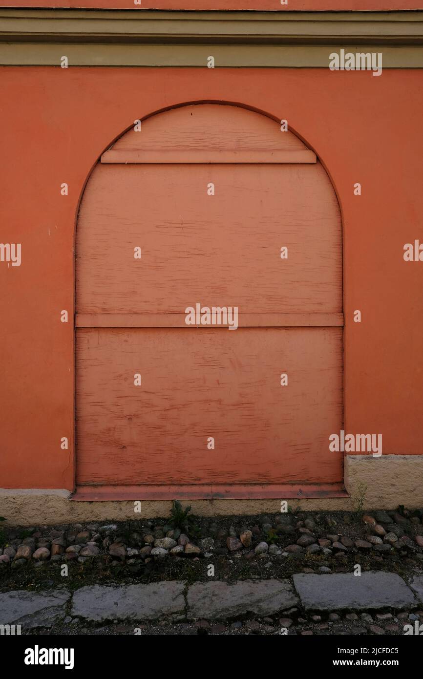 Sweden, Arboga, building, facade, gate, locked Stock Photo - Alamy