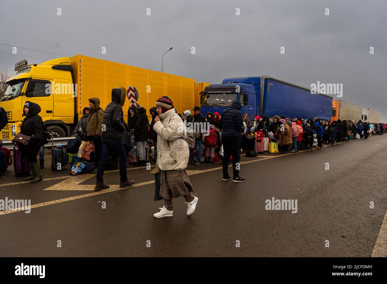 many refugees at the Ukrainian-Romanian border crossing Siret near ...